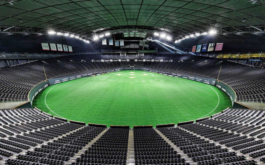 VIDEO: la transformación del Sapporo Dome de estadio de béisbol a uno ...
